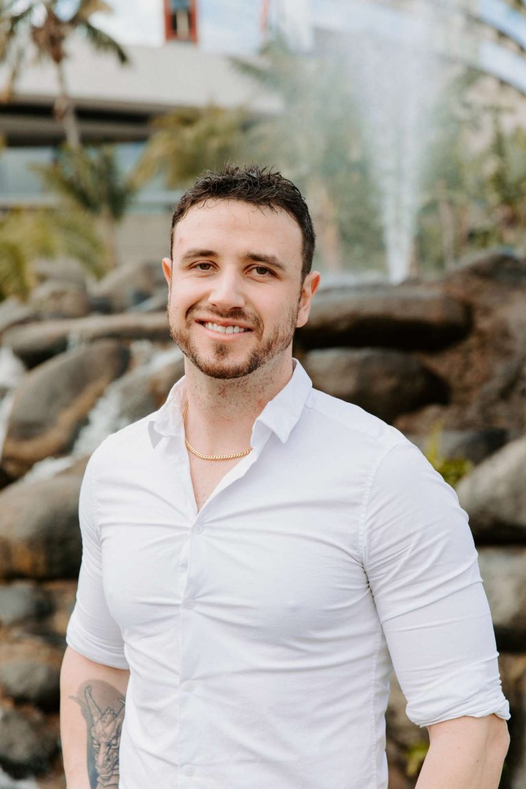 Contact – REMOTABLE